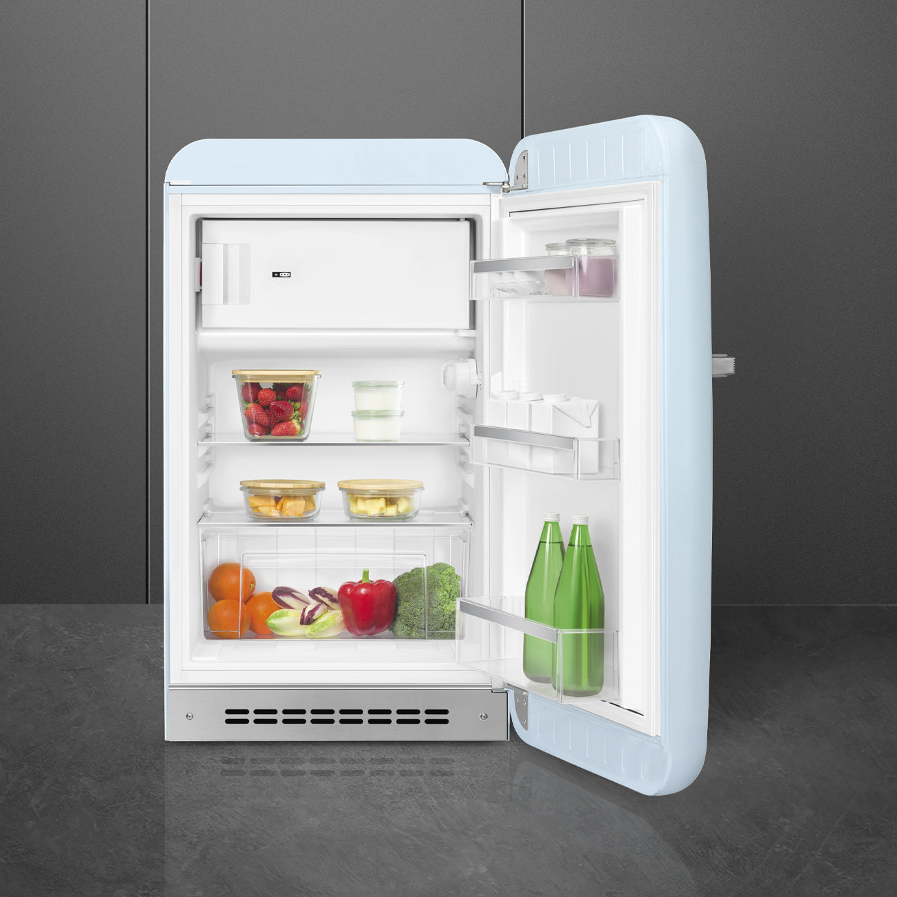 Smeg mini Refrigerator - Pastel Blue