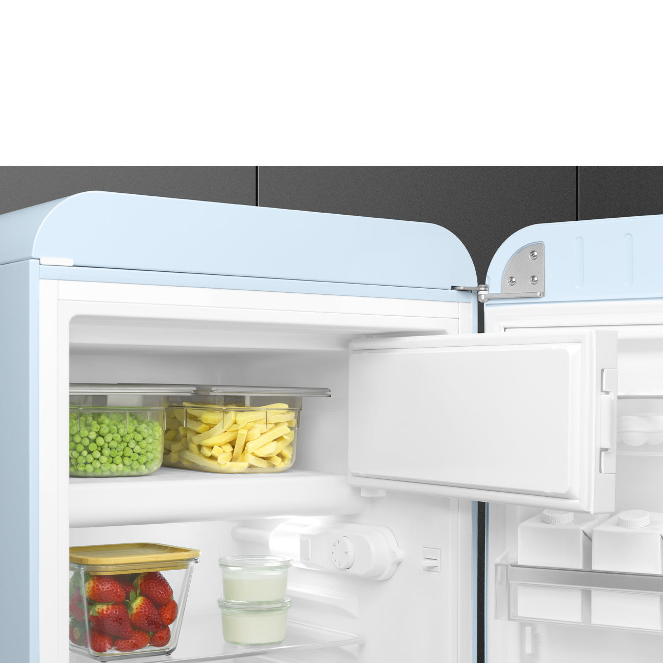 Smeg mini Refrigerator - Pastel Blue